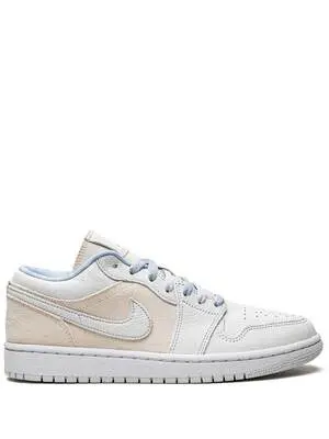 JORDAN Air 1 Low Se Sneakers - White