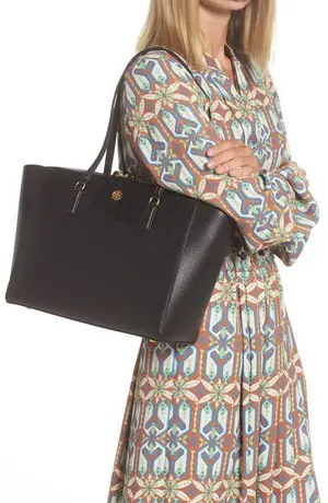 Tory Burch Robinson Small Leather Tote