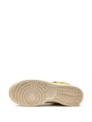 Nike Dunk Low Lx Banana Sneakers - Neutrals