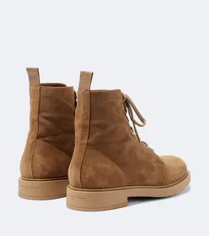 GIANVITO ROSSI Richard Suede Desert Boots