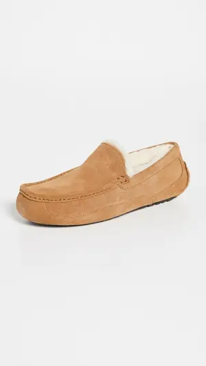 UGG Ascot Slippers - Chestnut