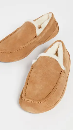 UGG Ascot Slippers - Chestnut