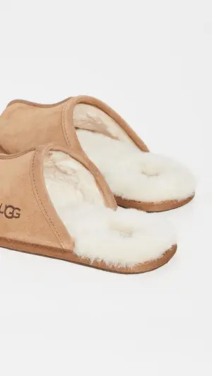 UGG Scuff Slipper - Chestnut