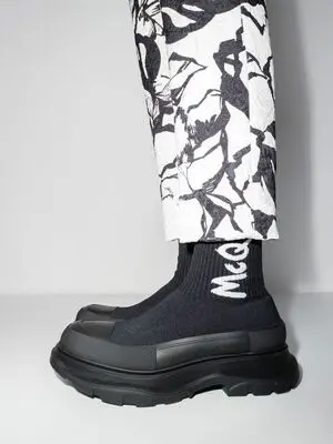 Alexander McQueen Tread Sock Boots - Black