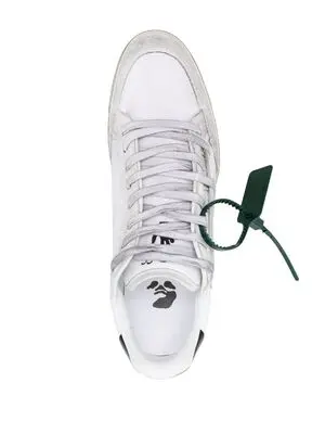 Off-White Lace-up Low-top Sneakers