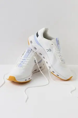 On On Running Cloudnova Form Sneakers White / Heather