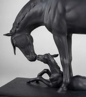 LLADRO Mare And Foal Figurine
