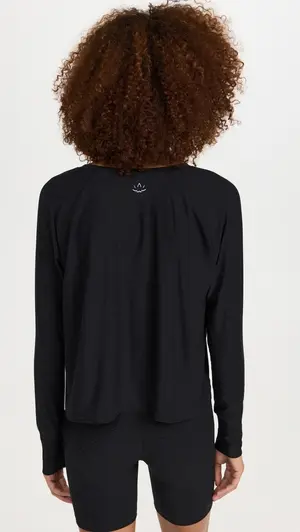 Beyond Yoga Featherweight Daydreamer Pullover Long Sleeve Tee - Darkest Night