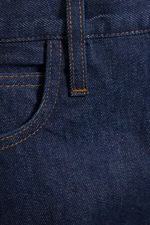 FRAME Cropped Boyfriend Jeans