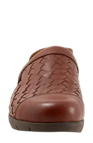 Softwalk Salina Ii Woven Clog