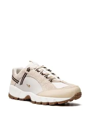 Nike X Jaquemus Air Humara Lx Sneakers - Neutrals