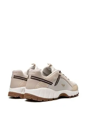 Nike X Jaquemus Air Humara Lx Sneakers - Neutrals