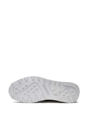 REEBOK Classic Low-top Sneakers - White