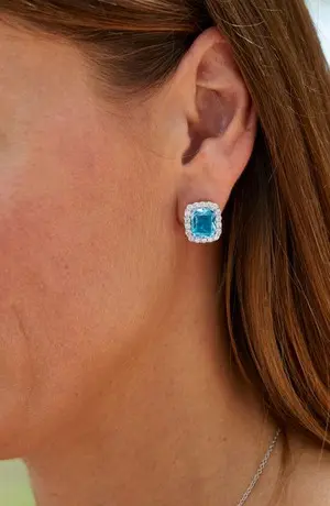 SAVVY CIE JEWELS Cushion Stud Earrings