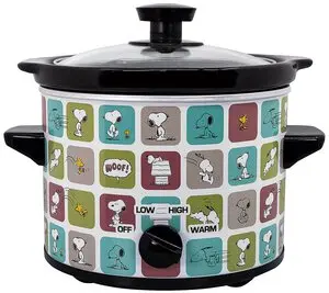UNCANNY BRANDS Peanuts Snoopy 2 Quart Slow Cook Er - One-color