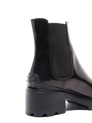 TOD'S Lug-sole Chelsea Boots