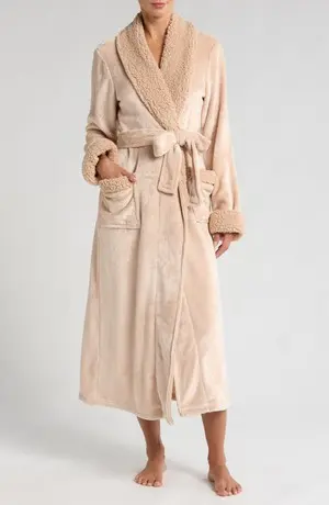 Natori Plush Robe Beige
