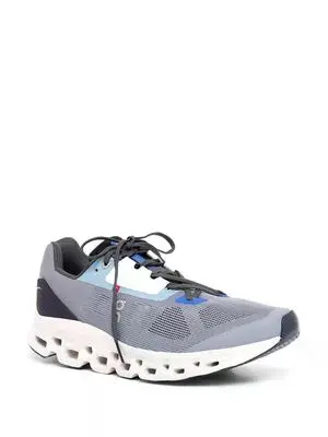 On Cloudstratus Running Sneakers - Grey