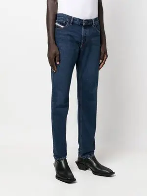 DIESEL® 1995 D-sark 007e6 Straight-leg Jeans - Blue