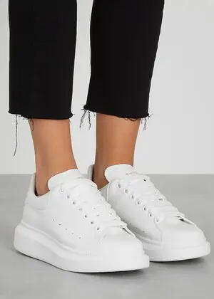 Alexander McQueen - Alexander McQueen Oversized Leather Sneakers