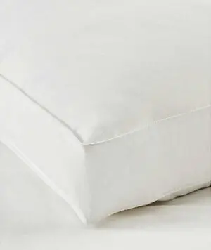 THE WHITE COMPANY - Deluxe Down Alternative Super King Pillow