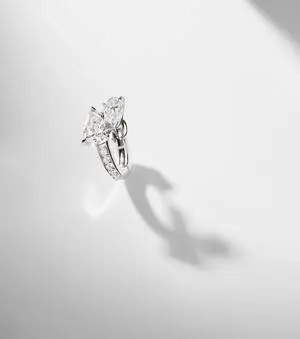 REPOSSI Serti Sur Vide 18kt White Gold Single Earring With Diamonds - Silver