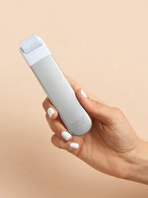 STACKED SKINCARE Microneedling Tool 2.0