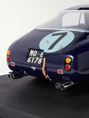 AMALGAM COLLECTION Ferrari 250 Gt Berlinetta Limited Edition 1:8 Model Car