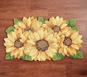 PLOW & HEARTH Handhooked Indoor/outdoor Harvest Shaped Rug - One-color