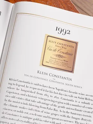 Assouline The Impossible Collection Of Wine Cloth-bound Book - Neutrals