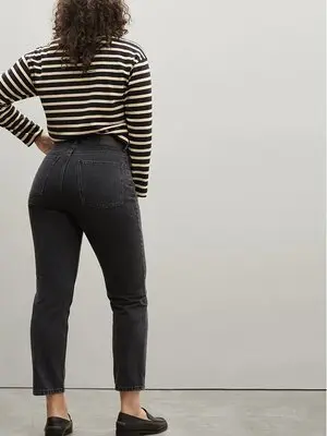EVERLANE The Curvy '90s Cheeky Jean