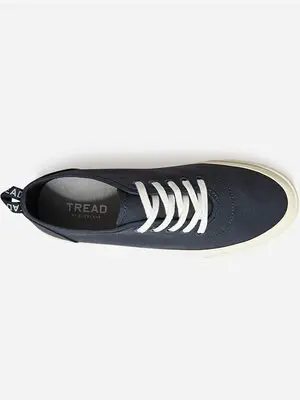everlane - The Forever Sneaker