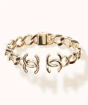 CHANEL Cuff