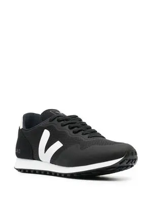 VEJA Panelled Low-top Sneakers - Black