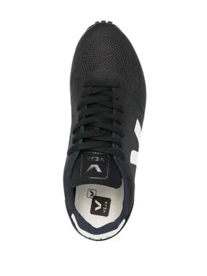 VEJA Panelled Low-top Sneakers - Black