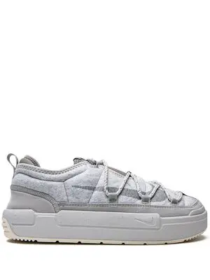 Nike Offline Pack Light Sneakers