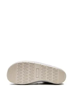 Nike Offline Pack Light Sneakers