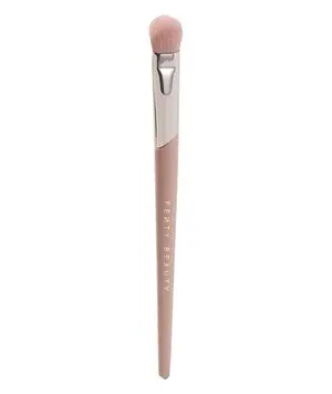 FENTY BEAUTY Plush Eyeshadow Brush 240