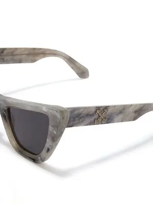 Off-White Cat-eye Sunglasses - Grey