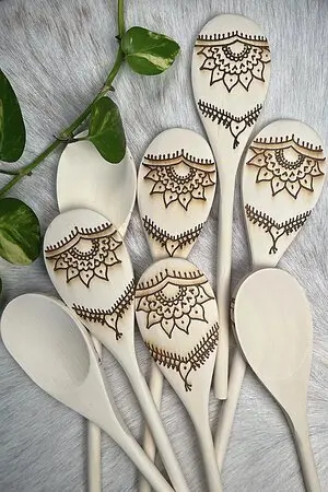 HONORABLE OAK Wood Burn Spoons - Flower Power