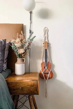 I WOULD RATHER KNOT Macrame Ukulele Hanger - Natural