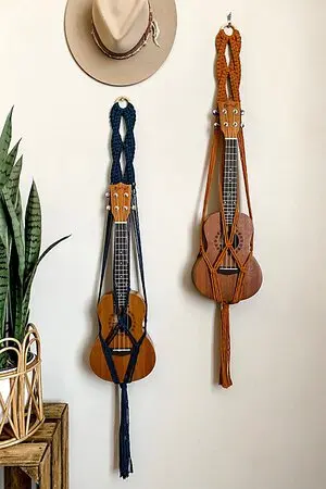 I WOULD RATHER KNOT Macrame Ukulele Hanger - Peacock Blue