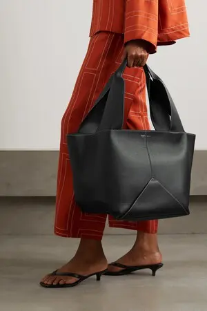 METIER Weekend Large Leather Tote