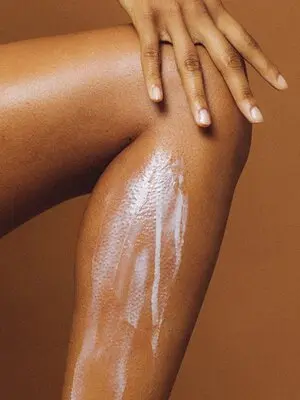OUI THE PEOPLE Sugarcoat Shave Gel To Milk