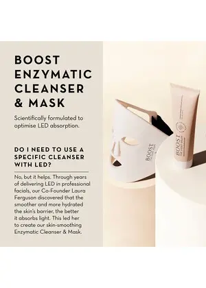 THE LIGHT SALON Enzymatic Cleanser And Mask