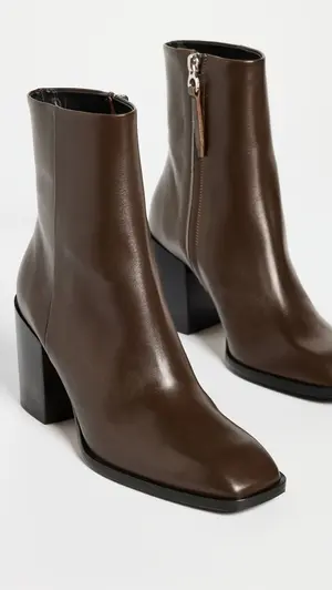 AeydĒ Leandra Booties