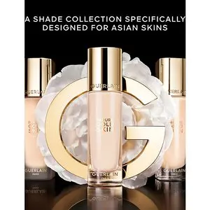 GUERLAIN Parure Gold Skin Rejuvenating Radiance Foundation