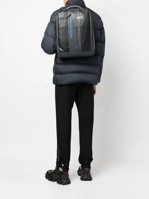 PIQUADRO Leather Rectangle Backpack - Black