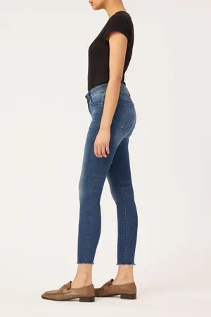 DL1961 Florence Skinny Mid Rise Instasculpt Crop | Stranded