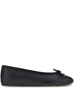 FERRAGAMO Flat Leather Ballerina Shoes - Black